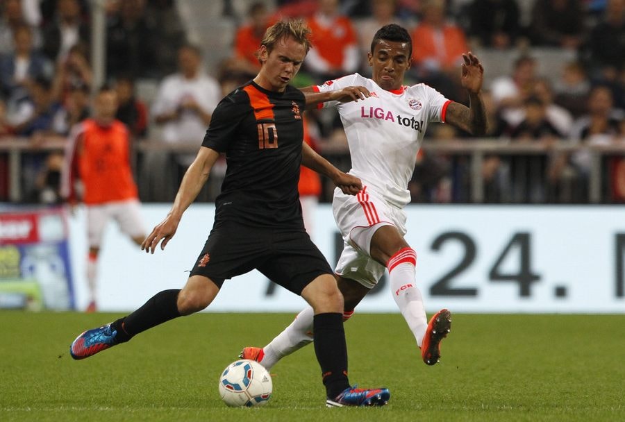 Siem de Jong, Maher, Anita en Lens vallen af | Foto | AD.nl