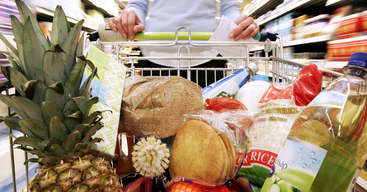 Twee vrouwen proberen voor bijna 400 euro aan boodschappen te stelen ...