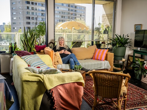Bloemrijk wonen aan de kade, midden in Rotterdam: ‘Ik dacht: als dit ...