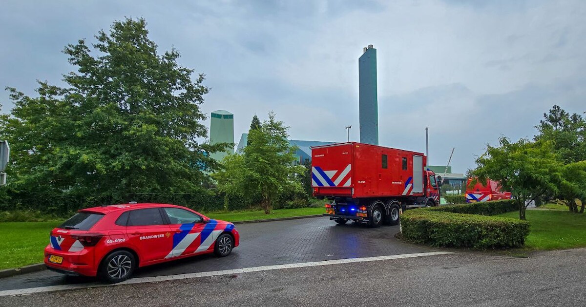 Zoutzuurlekkage in bedrijfspand Twence in Hengelo: brandweer massaal ...
