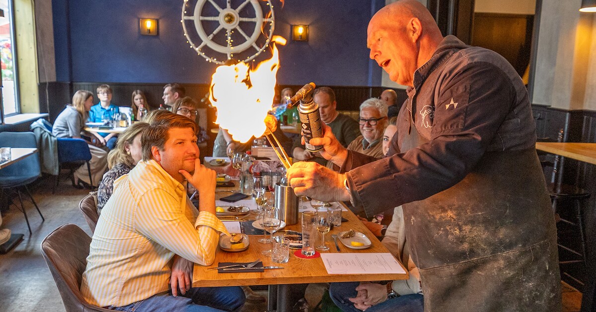 Pierre Wind verandert brasserie Smits in een Zeeuws theater vol eten en ...