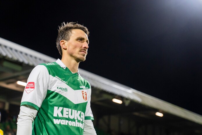 Clubicoon Tim Receveur maakte promotie van Almere City net niet mee ...