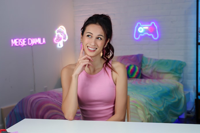 Djamila werd de grootste Nederlandse vrouwelijke YouTuber: 'Ik had ...