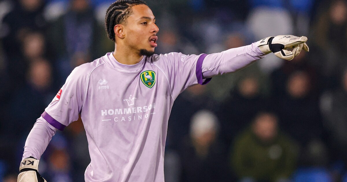 Witte rook bij ADO Den Haag: doelman Kilian Nikiema verlengt aflopend ...