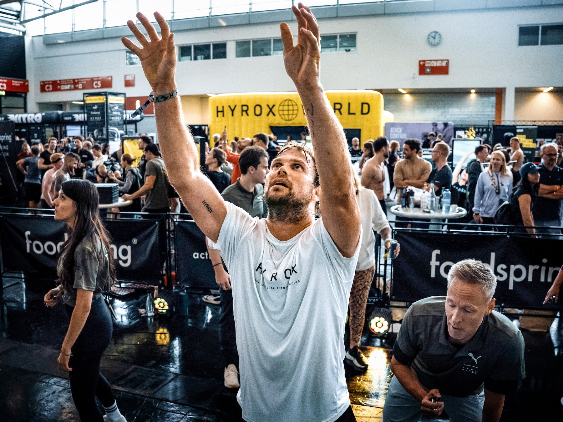 ‘Clean girl aesthetic’ hardnekkige trend: ‘We willen een porseleinen ...