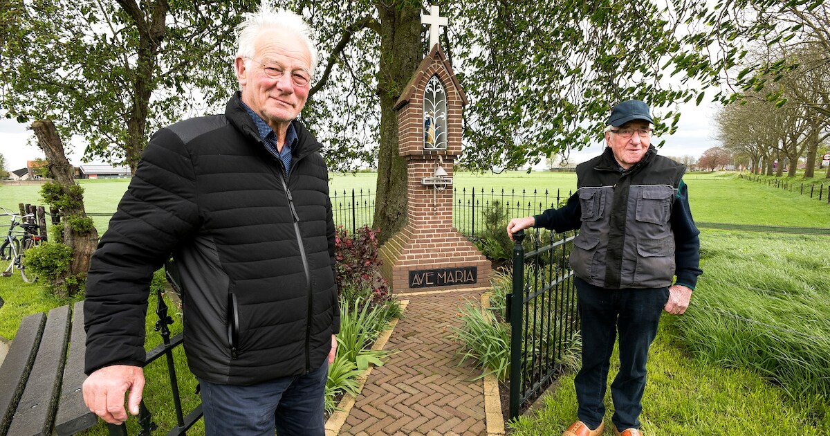 Arie en Gerard zijn vergroeid met monumentale kastanje bij kapelletje ...
