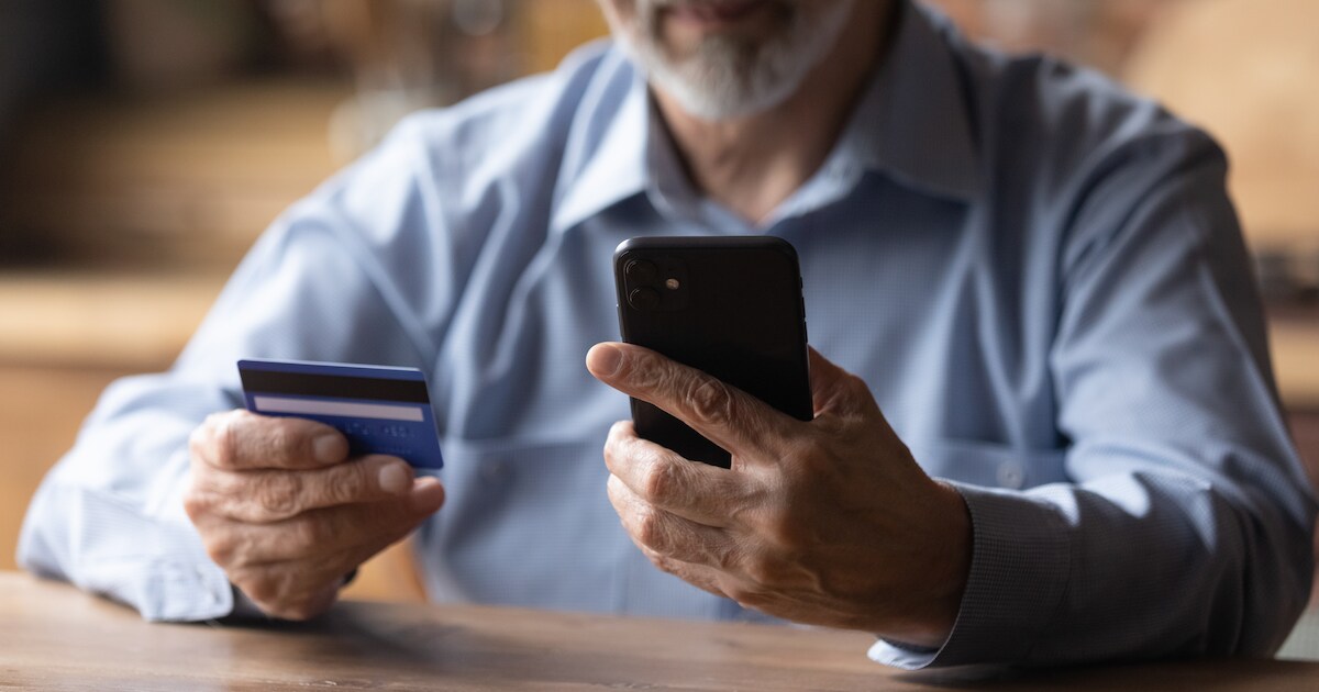 Oplichter komt bankpas en pincode ‘ophalen’ bij ouder stel, maar weet ...