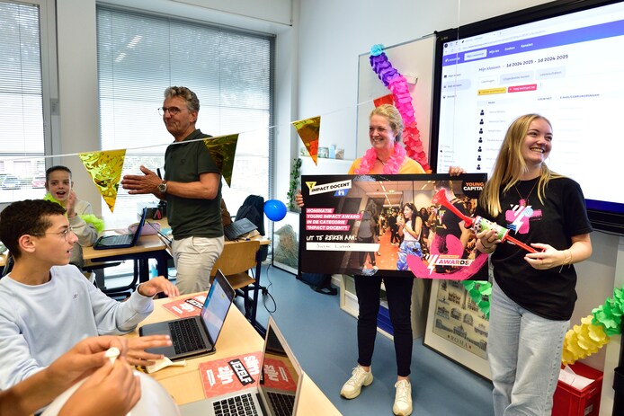Bevlogen docenten Suzan en Rebecca compleet verrast door bijzondere ...