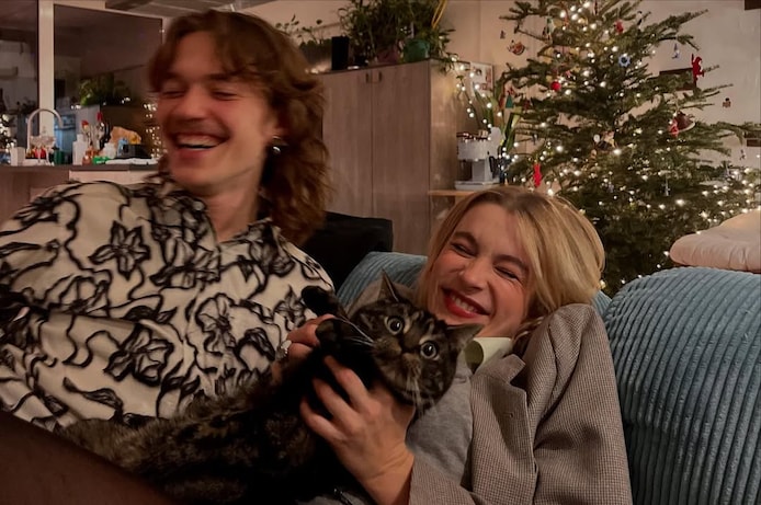 Pommelien Thijs vindt de liefde bij Vlaamse acteur Bram Spooren | Show ...