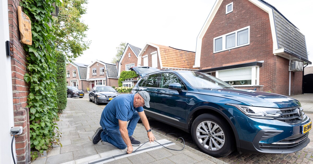 Losser krijgt kabelgootjes voor elektrische auto’s en wel hierom ...