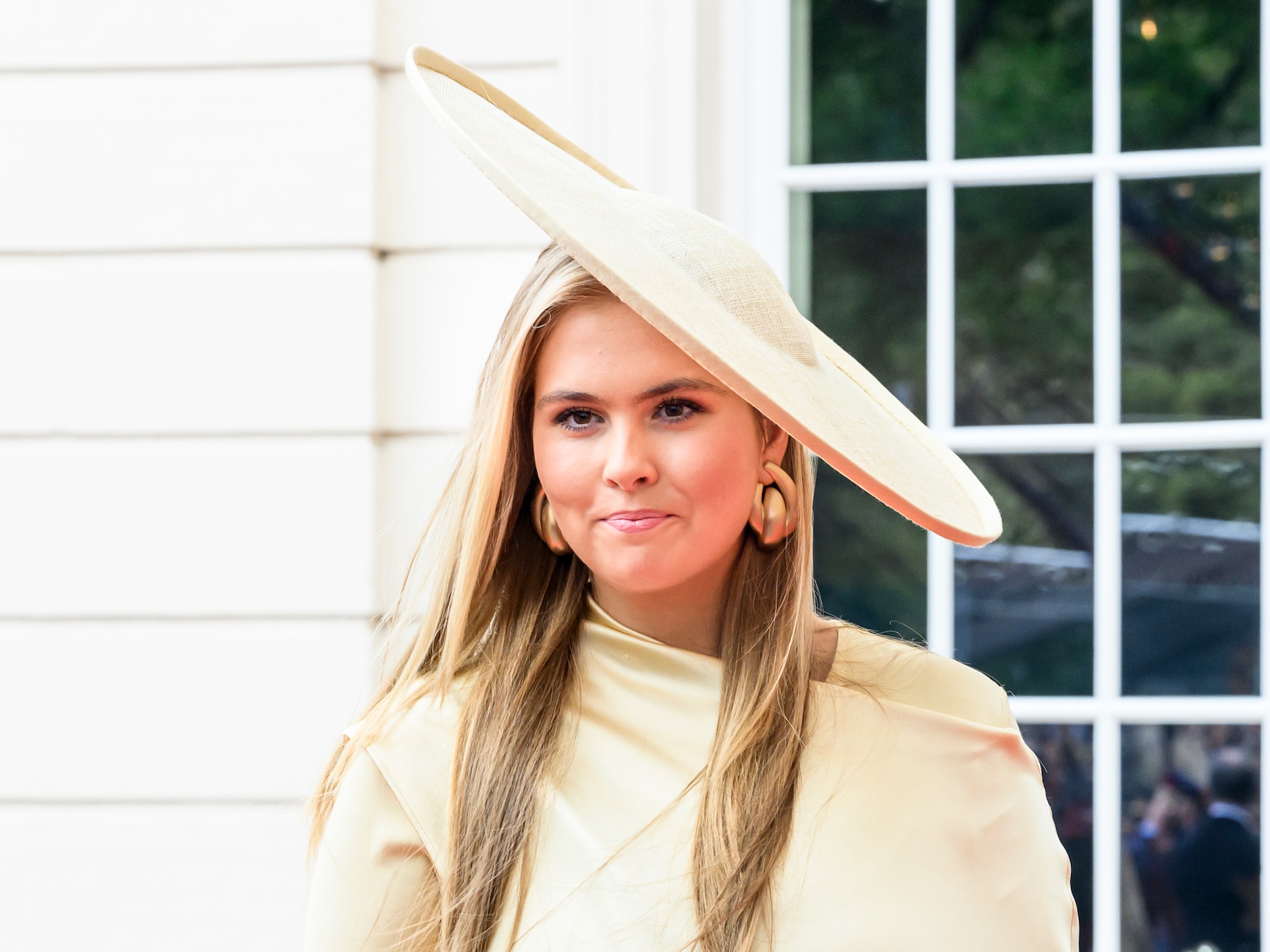 Pierce Brosnan (72): ‘Dat ik op mijn leeftijd nog mag meedoen, is iets ...