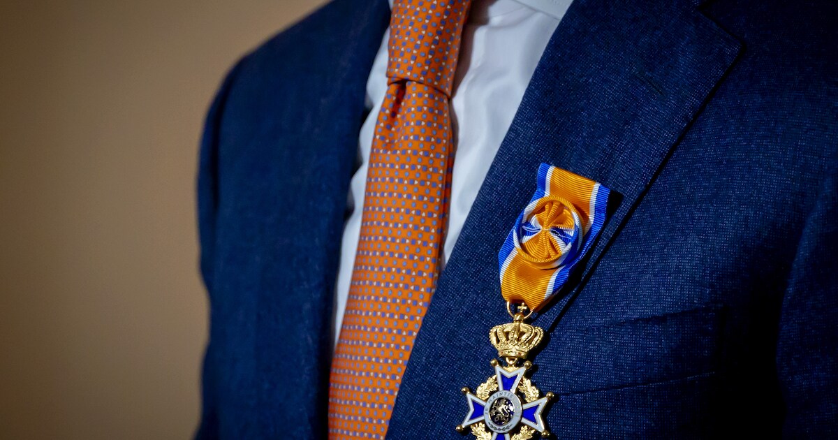 Oprichter speeltuin Stevenshof in Leiden koninklijk onderscheiden ...