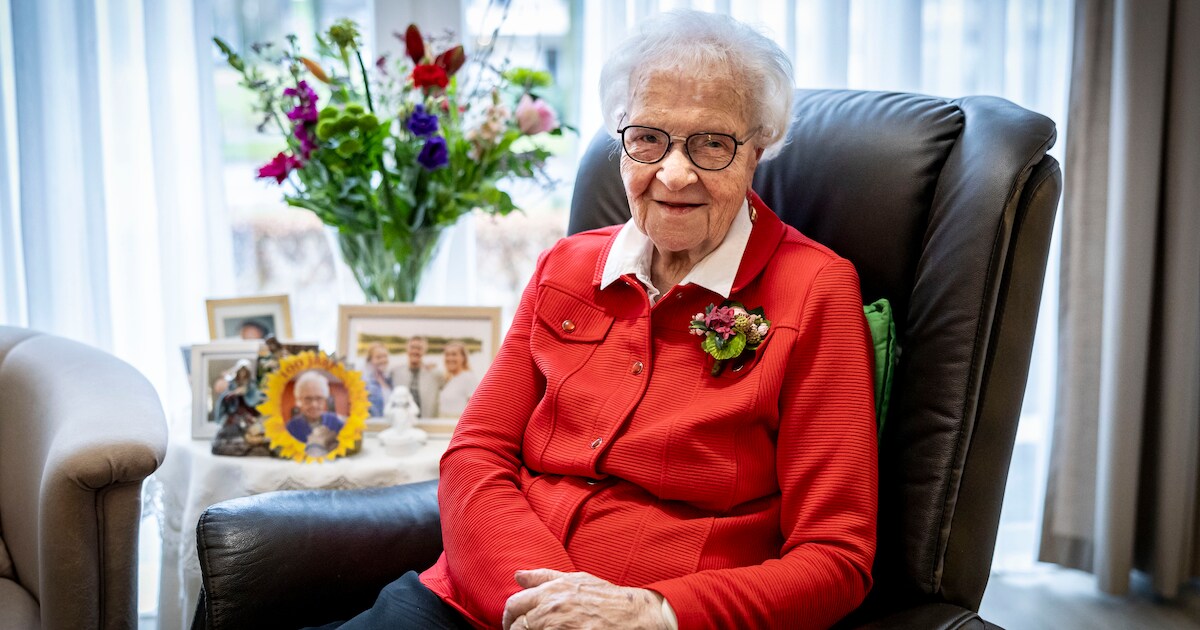 Hoe word je honderd? ‘Gewoon adem blijven halen en af en toe een ...