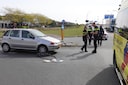 Man op elektrische step raakt gewond bij botsing met auto in Waalwijk ...