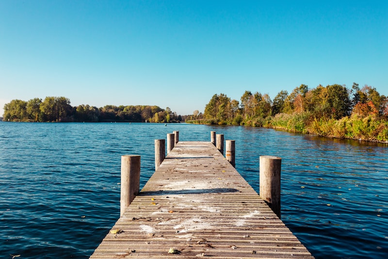 Delfland voert extra water aan uit Brielse Meer | Regio | AD.nl