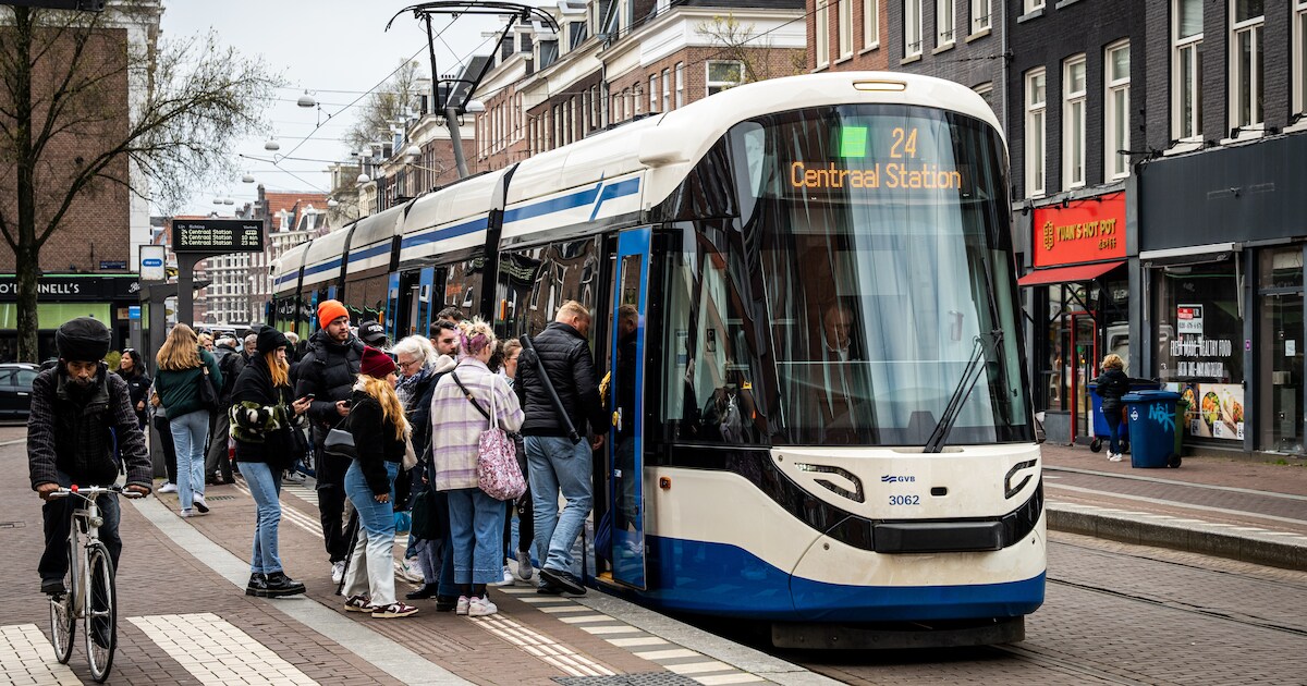 Vanaf dinsdag geen papieren ov-kaartje meer te koop in de bus | Regio ...