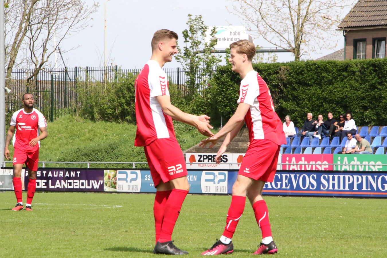 Spelerscarrousel: Walcheren hengelt ook Renzo de Punder binnen, Milan Jansen van Galen kiest ...