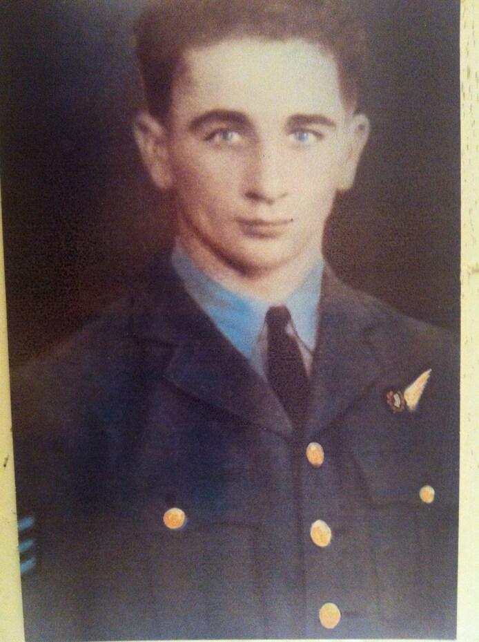 Britse schutter Keogh krijgt oorlogsgraf in Werkendam | Binnenland | AD.nl