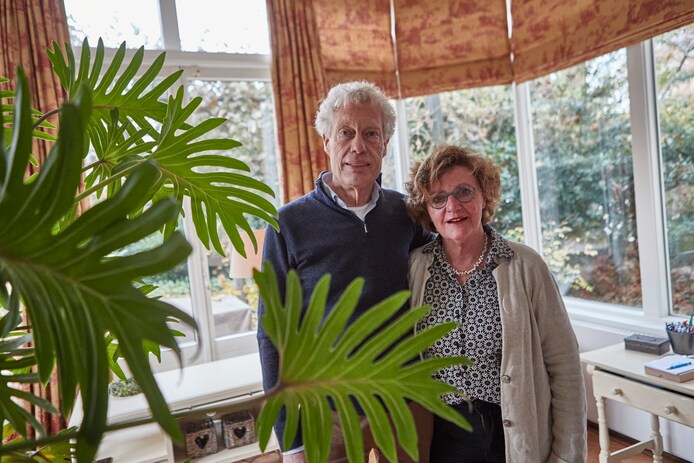 ‘Wereldprimeur’, Martin en Anne-Marie douchen op waterstof ...