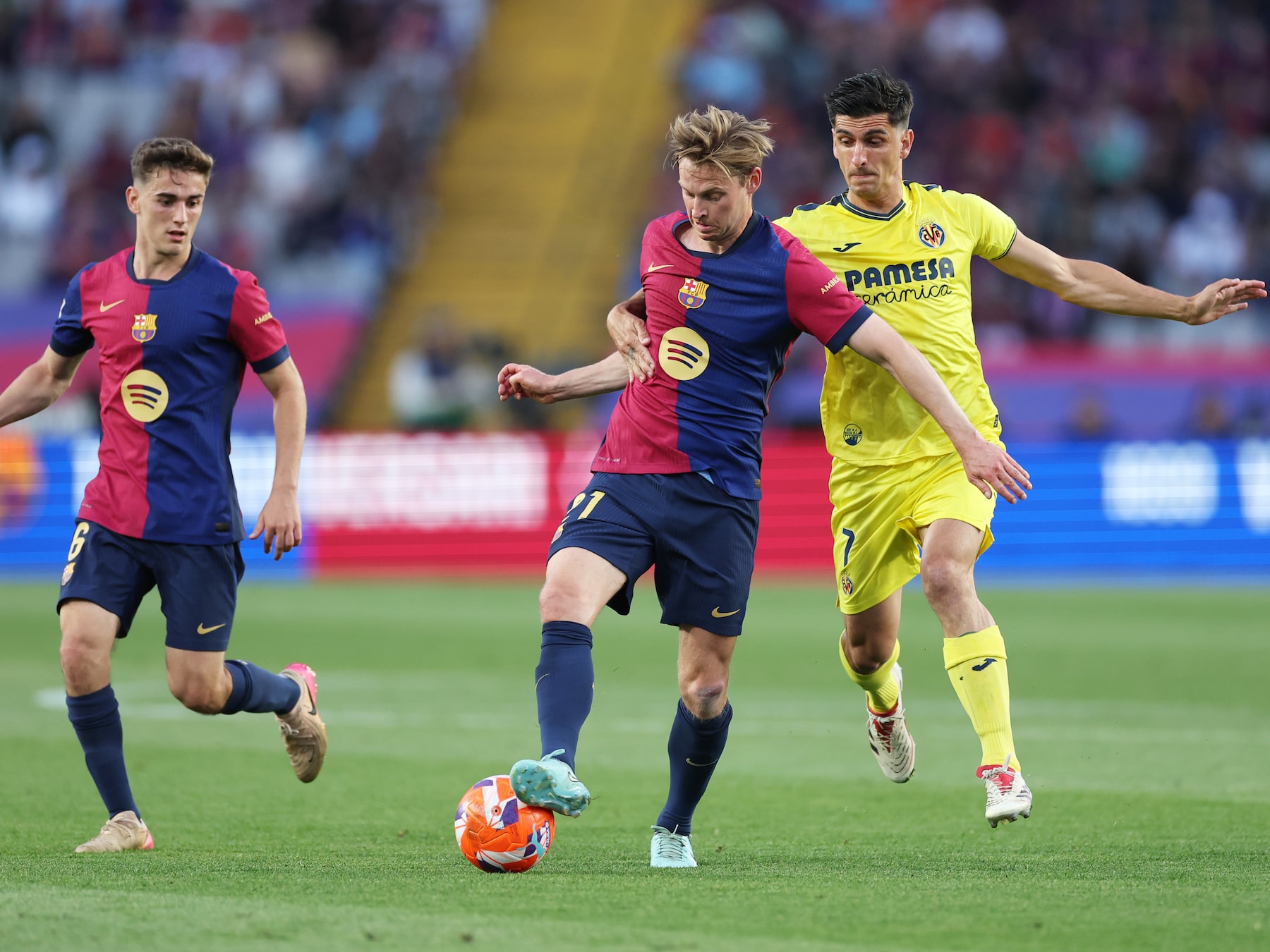 Drama voor Ajax in Groningen: Amsterdammers geven in slotseconden zege ...