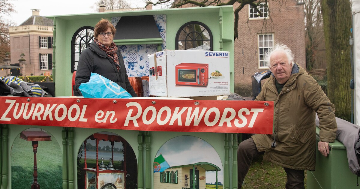 25 kramen omvergewaaid en EHBO-tent weggevlogen bij door storm ...