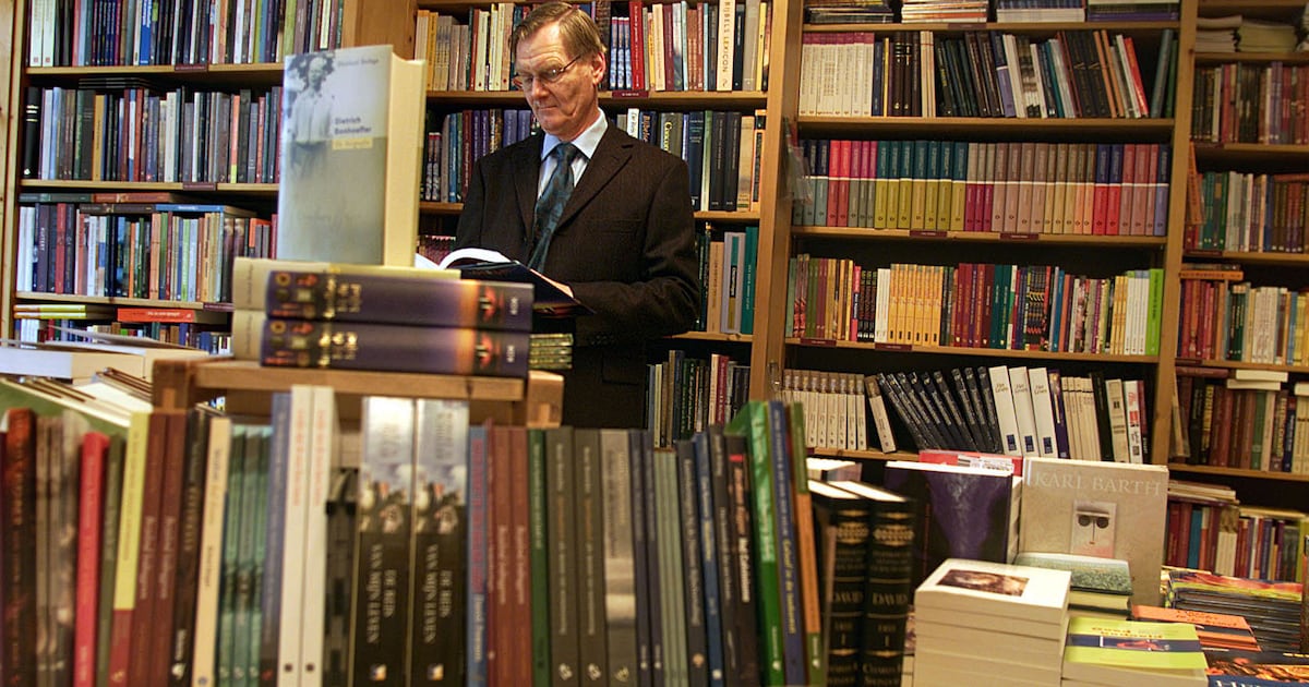 Voor boekenman Henk (1947 – 2023) was de klant koning en elk boek een ...