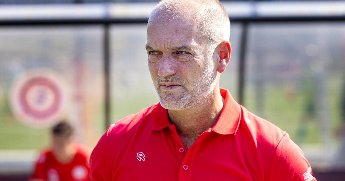 Vierdeklasser Full Speed heeft beet en presenteert nieuwe hoofdtrainer ...