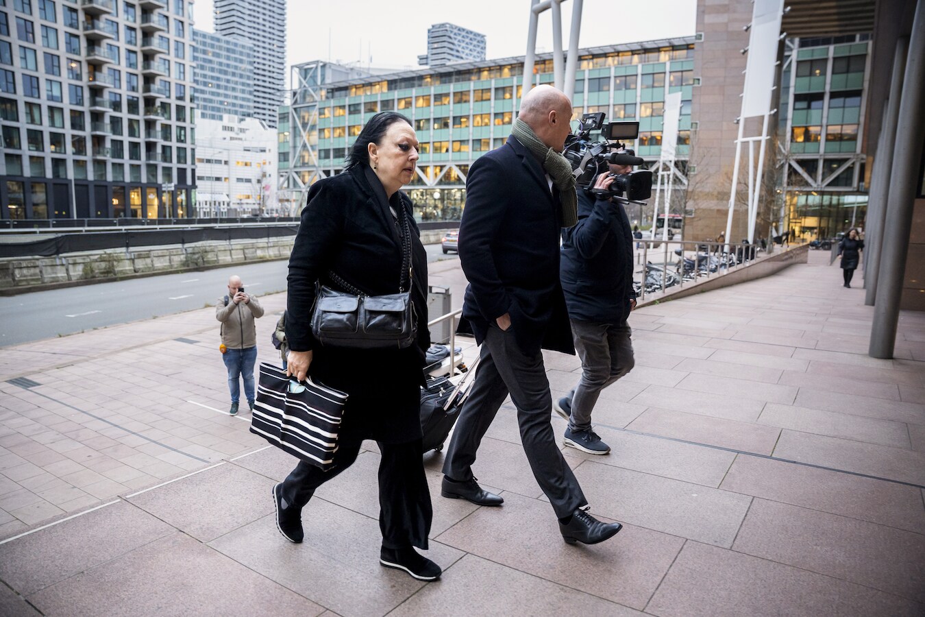 Waarom detentie van Inez Weski niet in de haak was, is staatsgeheim ...