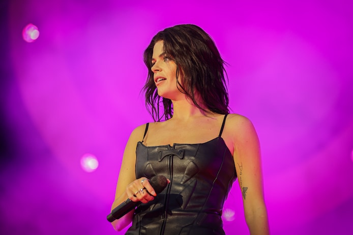 Davina Michelle te zien in kerstshow Helene Fischer: ‘Een eer om deel ...