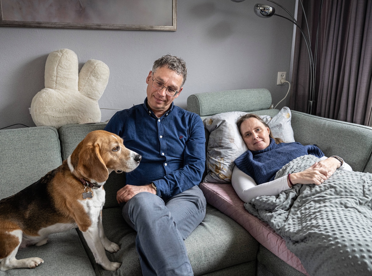 Oud-huisarts Nienke (52) vecht al vijf jaar tegen long covid en kan ...