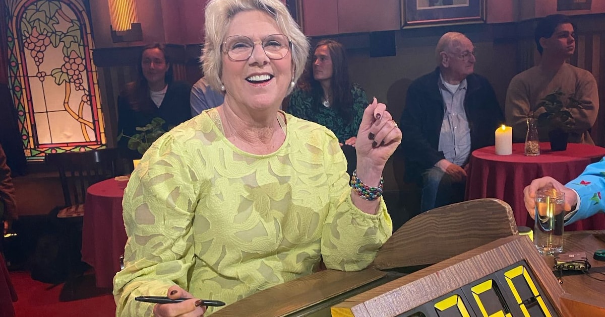 Hermine (67) uit Linschoten is iedereen de baas in Met het Mes op Tafel ...