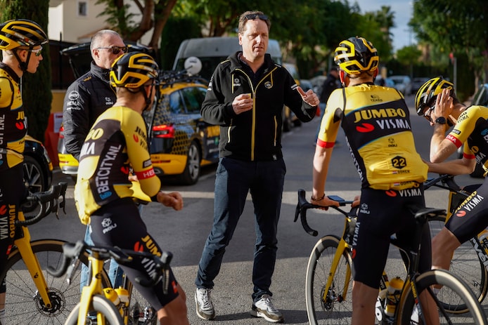 Merijn Zeeman moet aan de bak in zijn laatste Visma-jaar: ‘Wat kan Wout ...