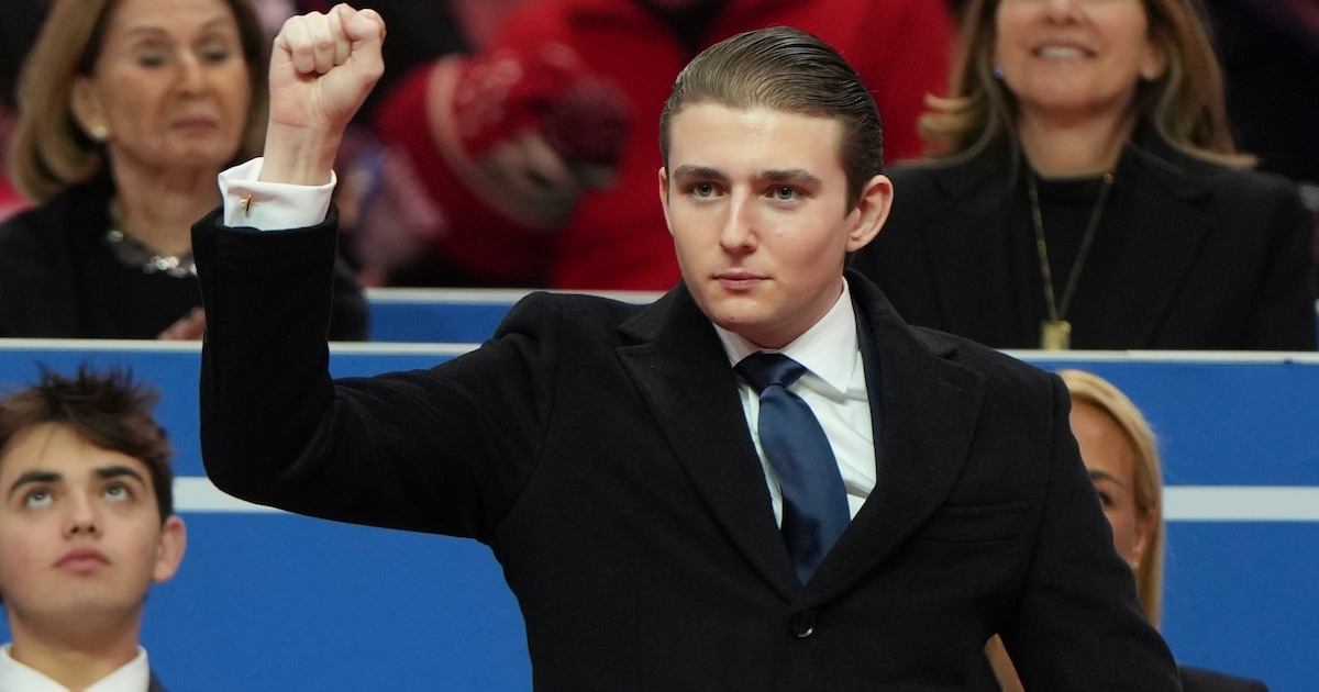 Let op Barron Trump, de 2,06 meter lange zoon: ‘Hij wordt klaargestoomd ...