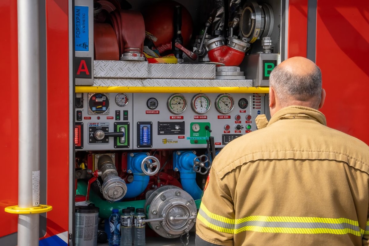 Buitenbrand op Koggeweg in Hem | 112 nieuws Drechterland | AD.nl