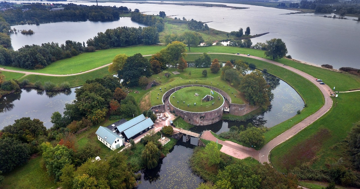 Groeten uit Vuren, dat meer heeft te bieden dan enkel een Fort Vuren ...