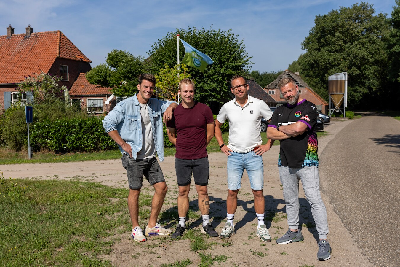 Een mannencirkel waar mannen praten over leiderschap en seksualiteit ...