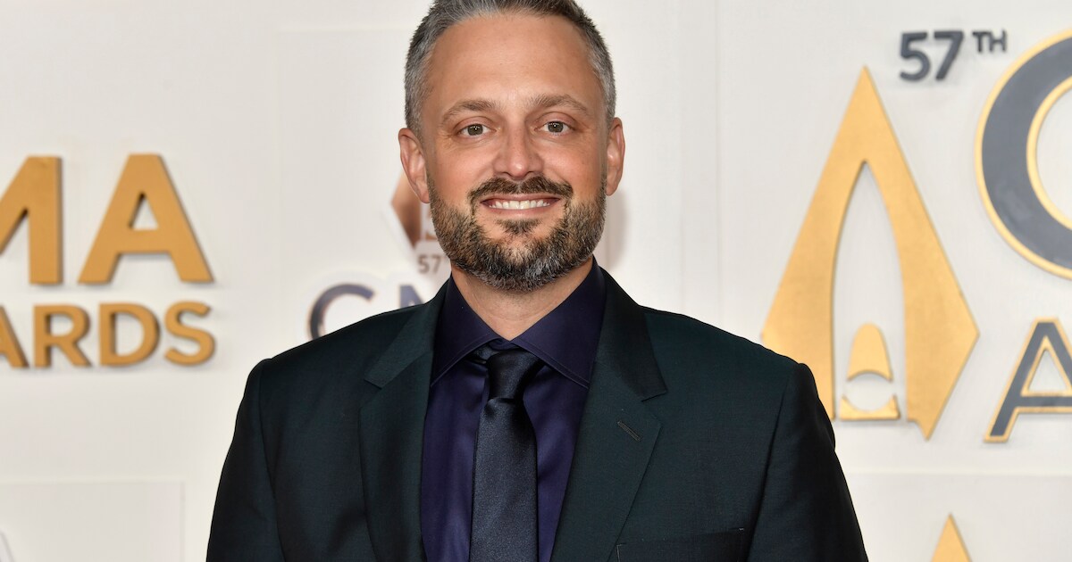 Komiek Nate Bargatze gaat Emmy’s aan elkaar praten | Show | AD.nl