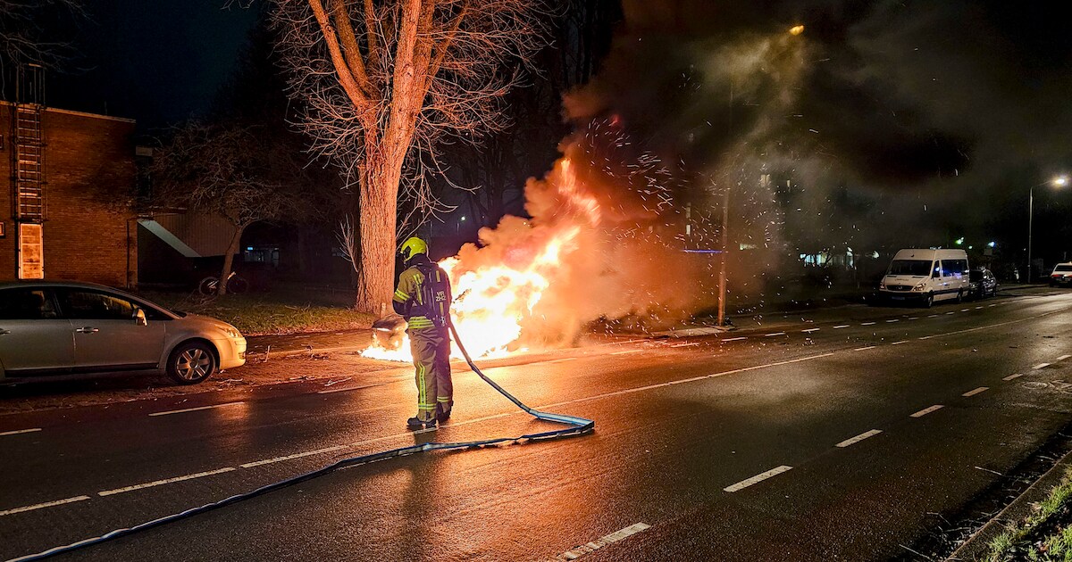 Teistert pyromaan de regio met autobranden? Het ene na het andere ...