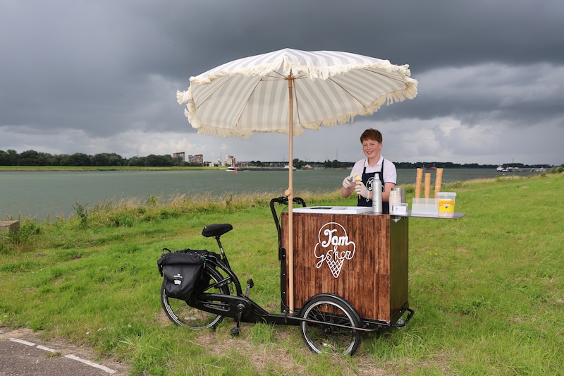 Tom (14) bouwde zelf een ijskar: ‘Er komt veel meer bij kijken dan ...