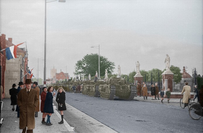 Hoe een gewone tiener een verzetsvrouw werd: Tilburgse Miet liet 23 ...