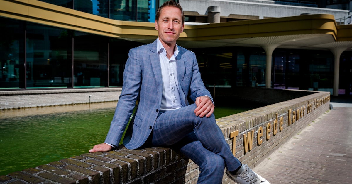 SP’er Michiel van Nispen vertrekt: pak Kamerleden aan die de kantjes er ...