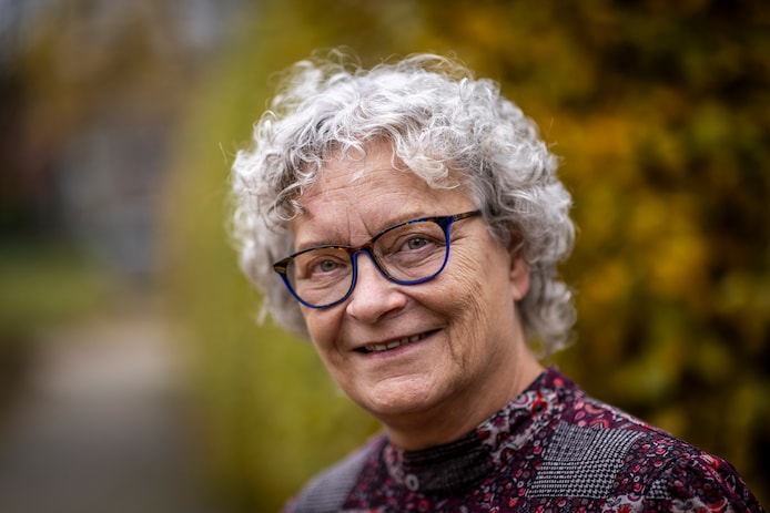 Ine en haar 165 medewerkers bieden jongeren warme plek: ‘Je moet het ...