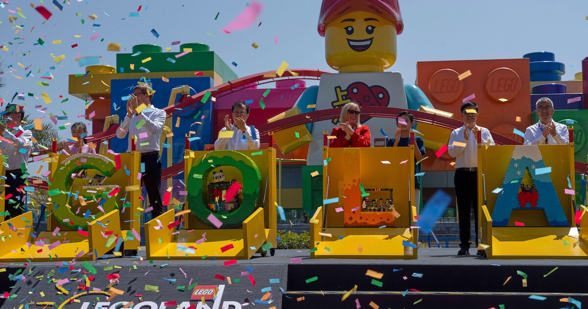 KIJK | Shanghai opent eerste LEGOLAND met 85 miljoen steentjes | Home ...