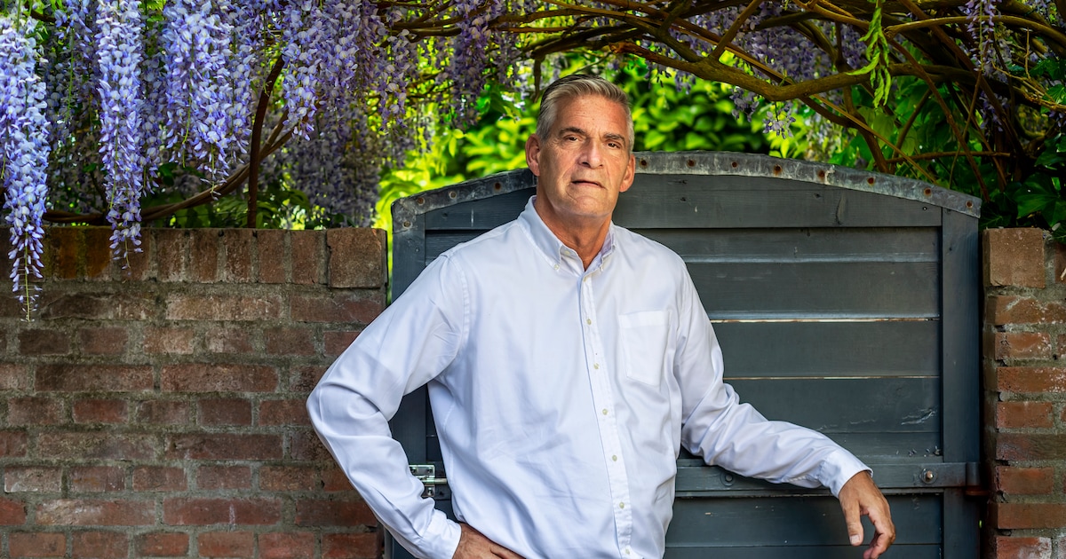Gemeenteraad steunt herbenoeming burgemeester Frits Naafs | Regio | AD.nl