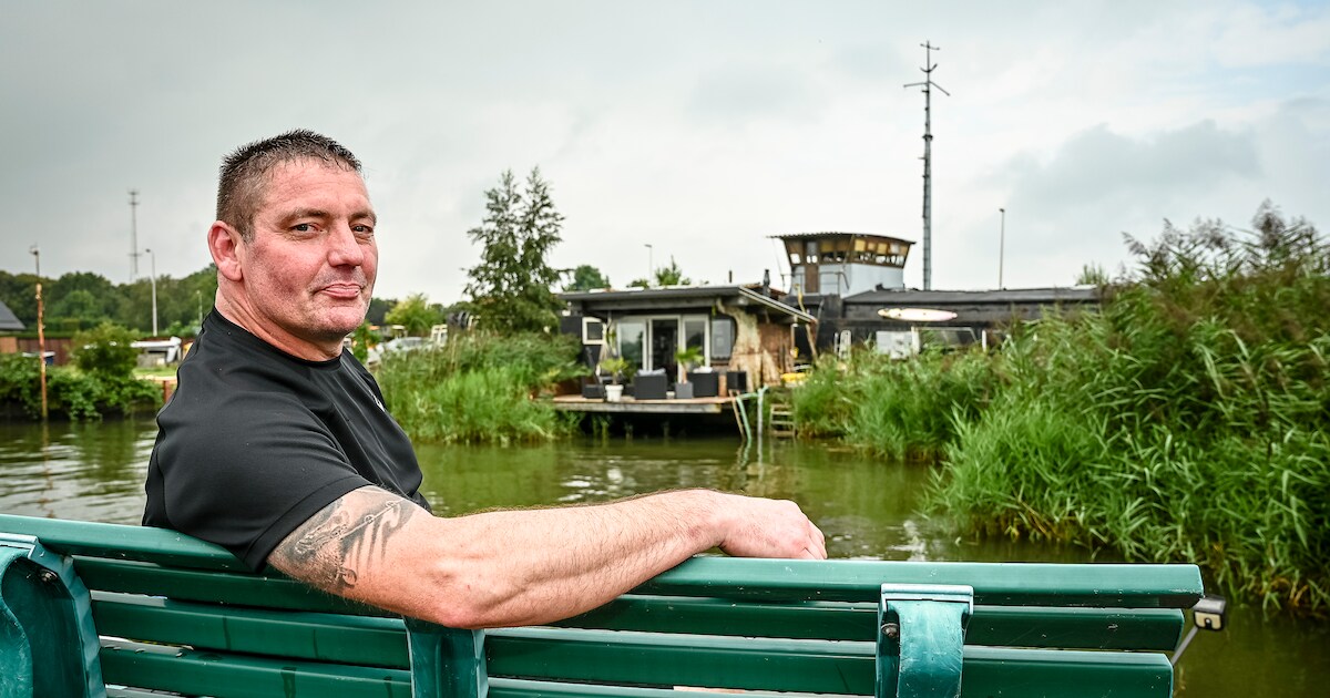 Daan creëert zijn paradijs tussen de scheepswrakken: ‘Je moet wel door ...