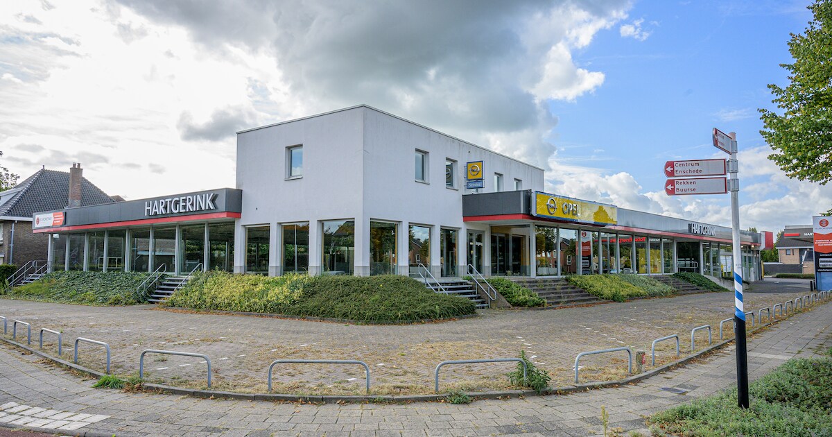 De auto’s van Hartgerink maken plaats voor woningen in Haaksbergen ...