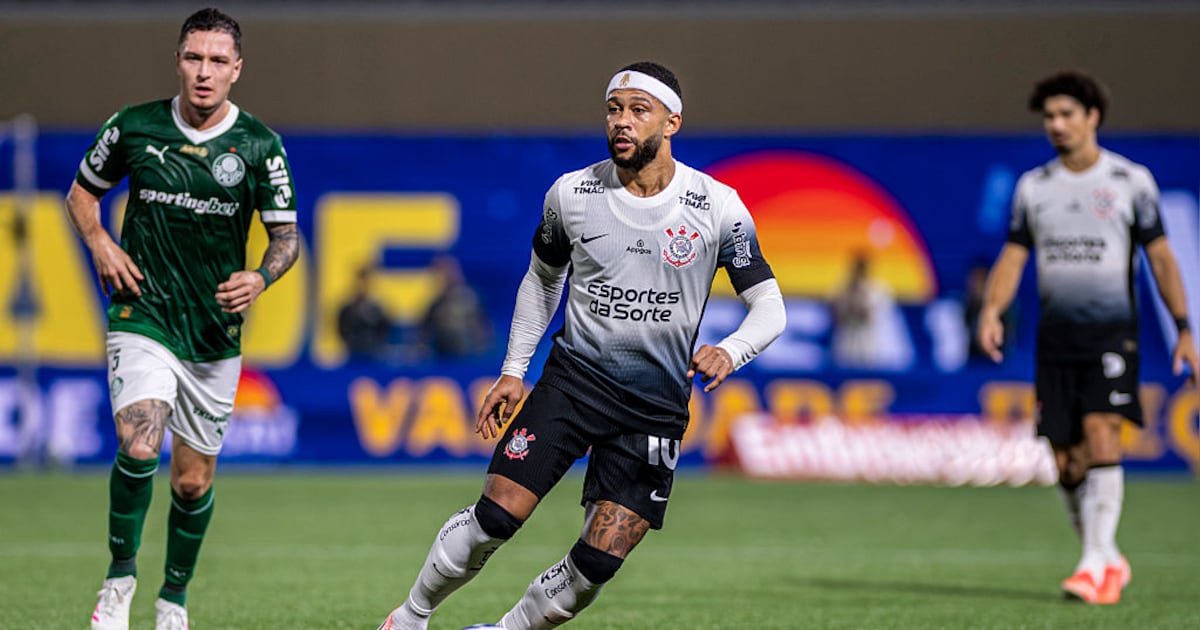 Memphis Depay en Corinthians lijden pijnlijke nederlaag tegen aartsrivaal Palmeiras | Sport | AD.nl