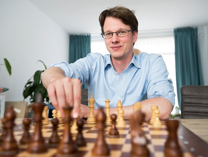 Jan (38) kreeg zuurstoftekort door corona en pakt nu zijn ...