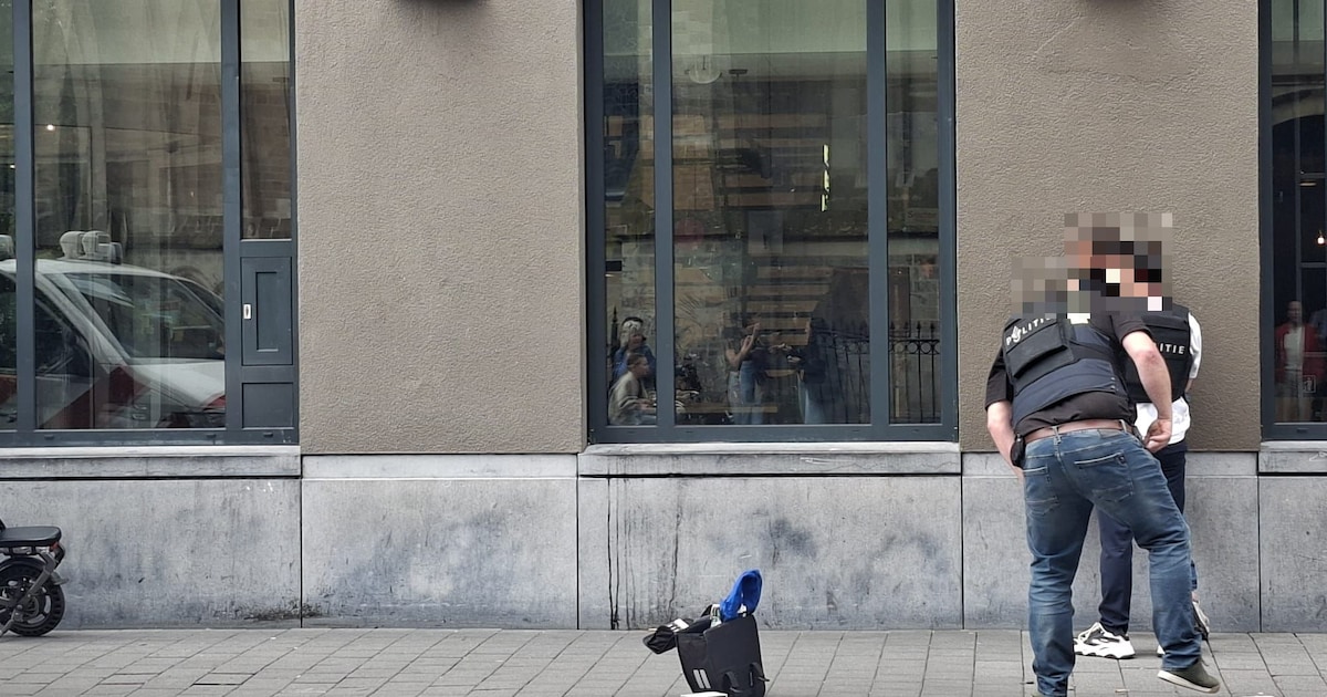 Man verdacht van vuurwapenbezit, aangehouden in centrum van Den Bosch ...