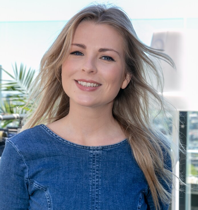 Jennifer Ewbank maakt ook melding van ‘ongepast handelen’ binnen The ...